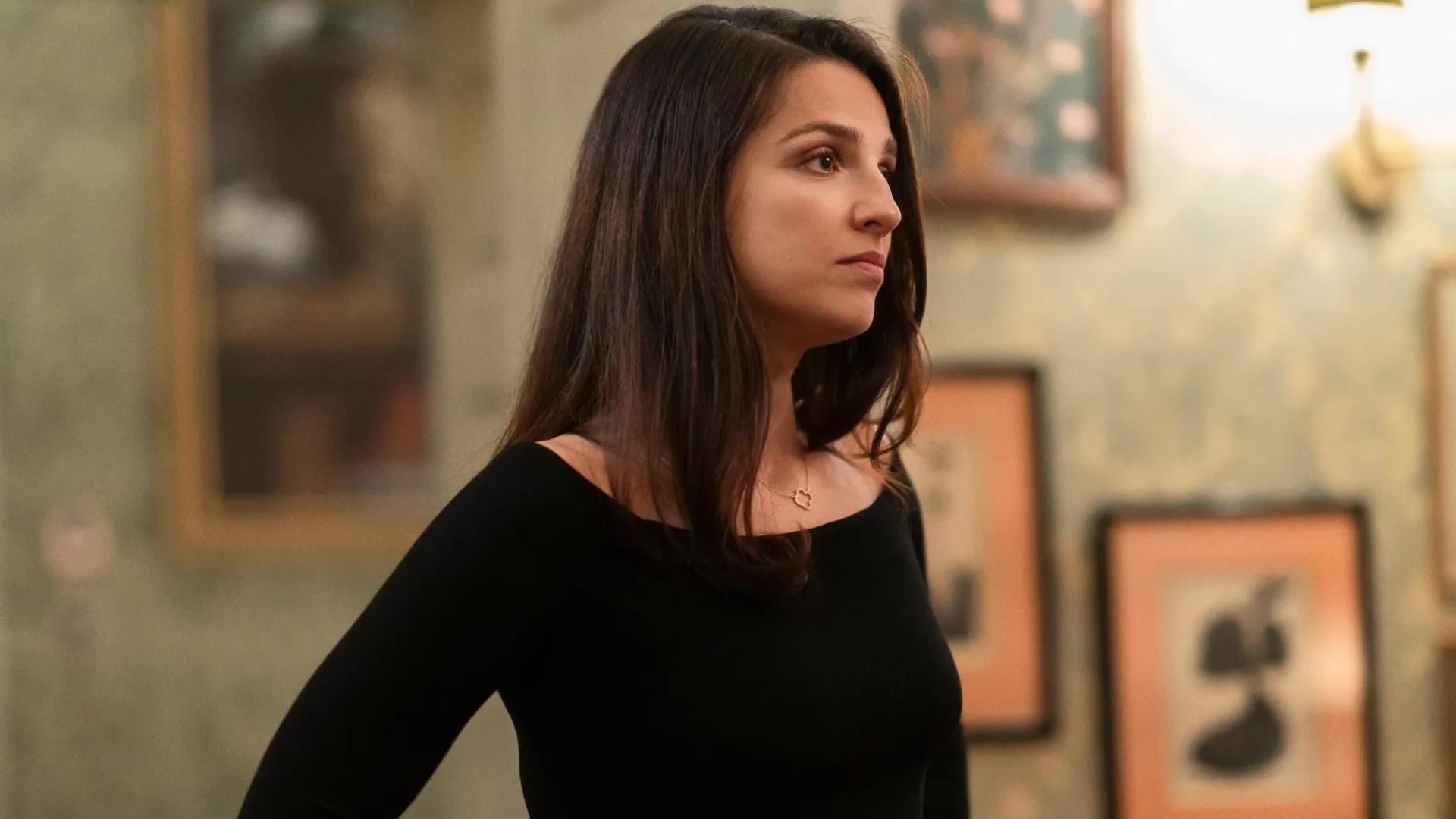 Remake kultowego fantasy z nową gwiazdą. To ona zagra u boku Henry’ego Cavilla w nowym ...